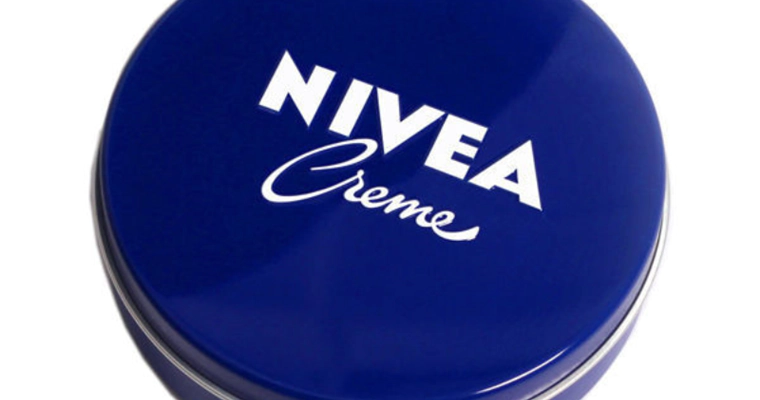 Kem Dưỡng Ẩm Nivea Creme 30ml Cấp Ẩm Chuyên Sâu Trong 24 Giờ